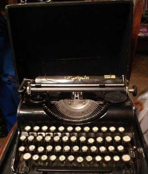 Пишущая машинка ортативная Olympia