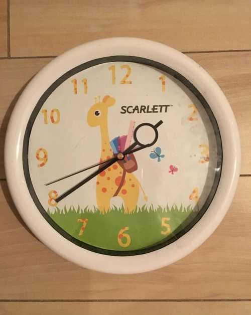 Настенные часы Scarlett