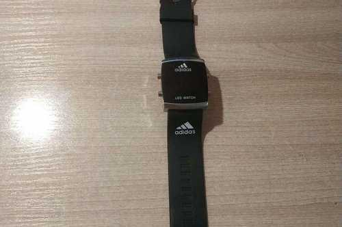 Часы Adidas led watch