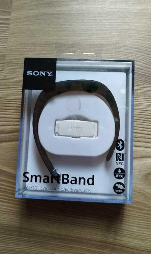 Фитнес браслет Sony SmartBand SWR10