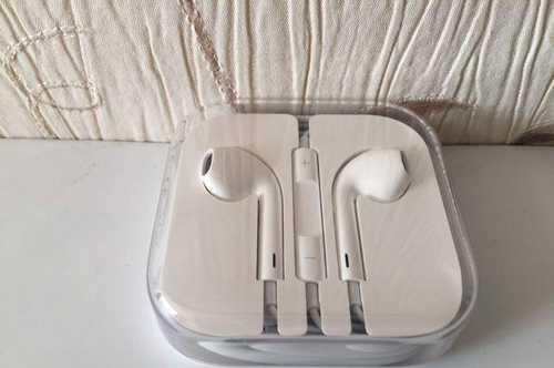 Новые наушники Apple EarPods (3,5мм)