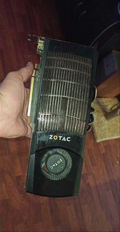 Zotac GTX 570 1280 Mb Synergy edition