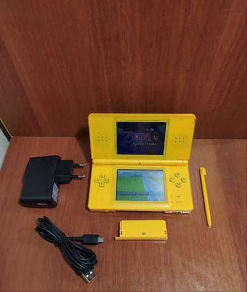 Nintendo DS Lite