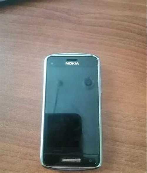 Телефон Nokia C6-01