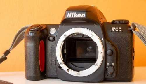 Зеркальный пленочный фотоаппарат Nikon F65