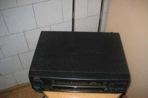 Видеоплеер кассетный "JVC" HR-P41A на запчасти