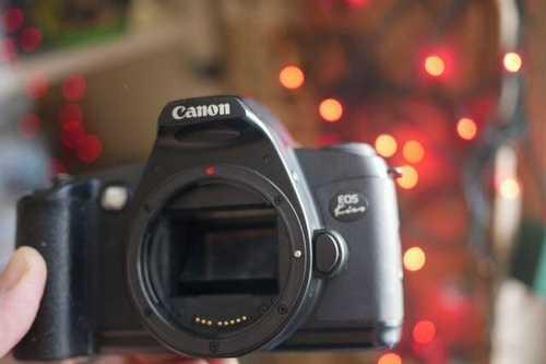 Canon EOS kiss (EOS300) пленочная зеркалка
