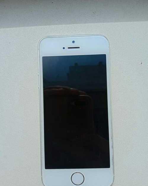 iPhone 5s white