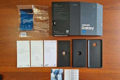Коробка с брошюрами от смартфона Samsung Galaxy S7