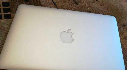 Apple MacBook Air 11 A1465 на запчасти (экран бит)