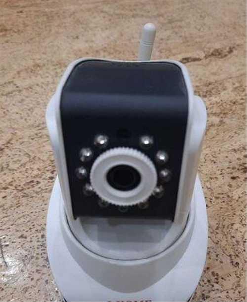 IP-Камера видеонаблюдения WiFi поворотная J-home