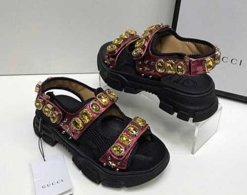 Gucci сандали 38/5 оригинал