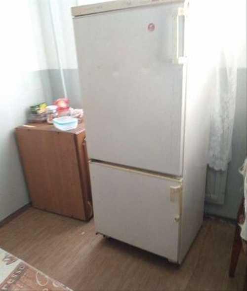Холодильник бу Snaige-117-2