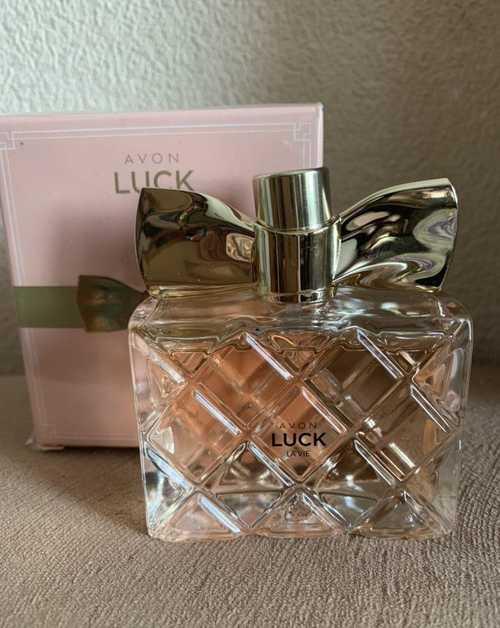 Avon Luck La Vie