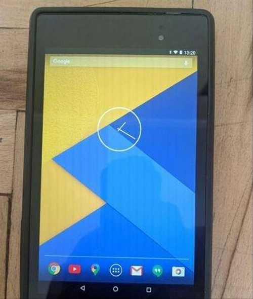 Google Nexus 7 2013 с родной безпроводной зарядкой