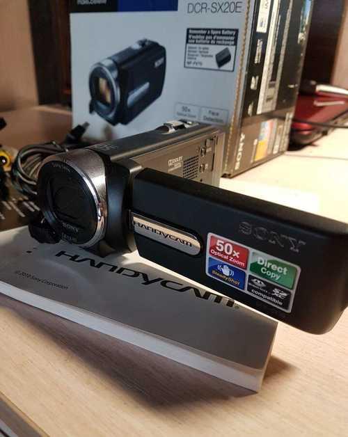 Видеокамера цифровая Sony DCR-SX20E
