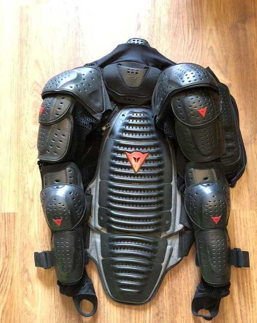 Мотозащита dainese черепаха