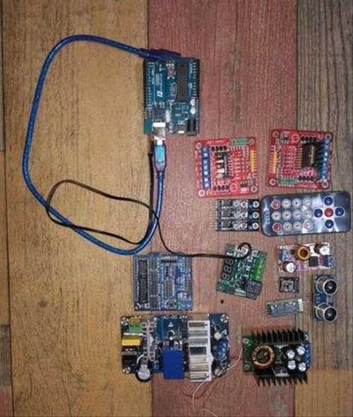 Arduino uno + Wi-Fi модуль, эхо-локатор, блок пита