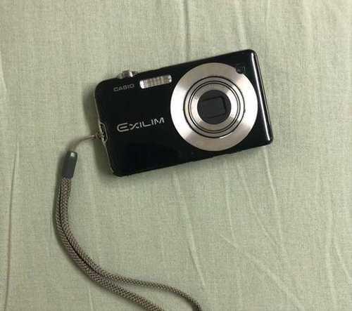 Компактный фотоаппарат casio exilim ex-s12