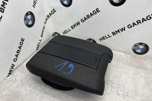 Подлокотник BMW E39 черный