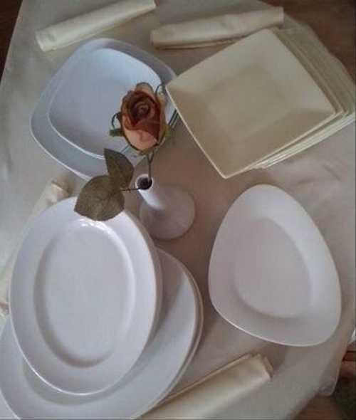 Фарфоровые тарелки для сервировки