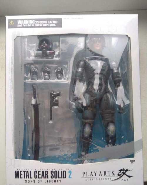 Фигурка Play Arts Kai Raiden
