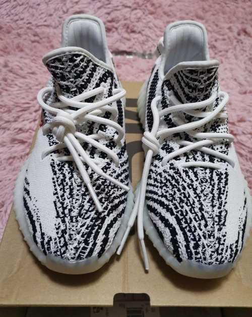 Кроссовки yezzy boost 350 v2 zebra