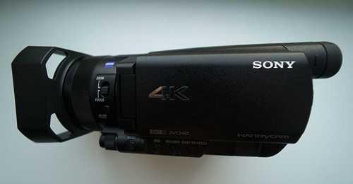 Sony FDR AX700