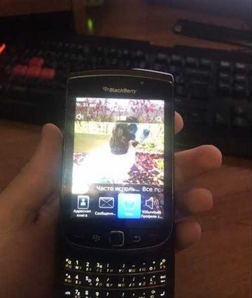 Телефон BlackBerry torch 9800