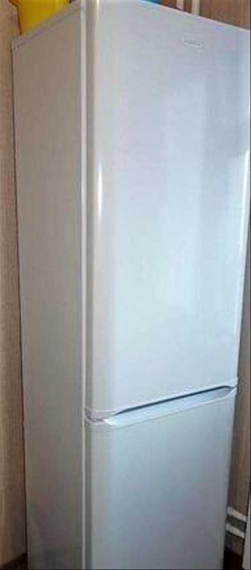 Большой и мощный холодильник Бирюса
