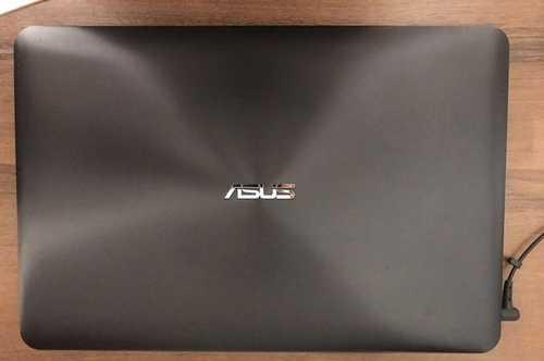 Ноутбук asus x555y