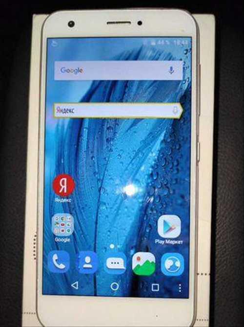 Телефон ZTE Z10