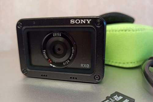 Sony RX0 + карта 64гб + чехол + usb кабель