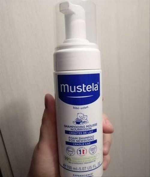 Шампунь Mustela от корочек