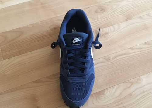 Кроссовки Nike MD Runner 2 (размер EUR 44)