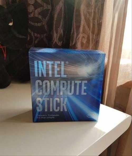Микрокомпьютер Intel Compute Stick STK2m3W64CC