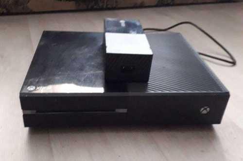 Xbox One (без гейм пада и шнура для питания)