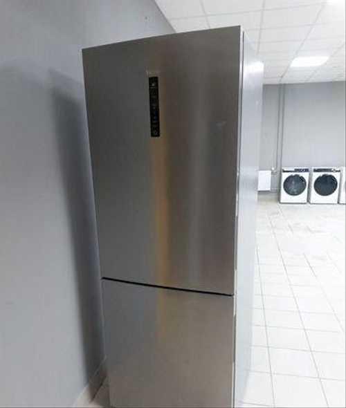 Холодильник Haier C4F744CMG новый косметич дефект