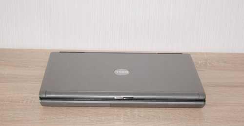 Ноутбук Dell D630