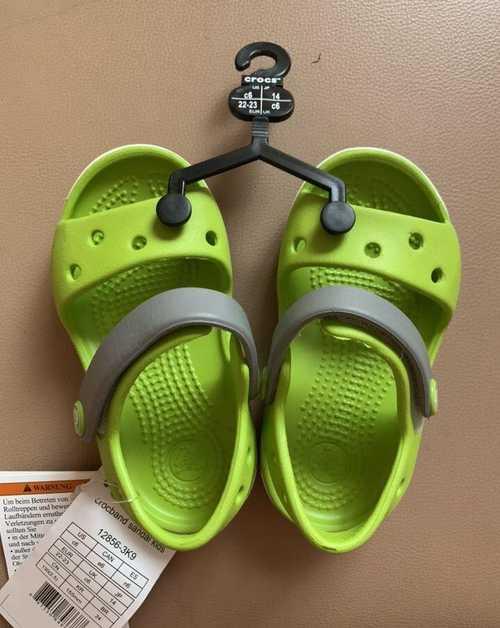 Новые детские зеленые сандалии crocs C6 22-23