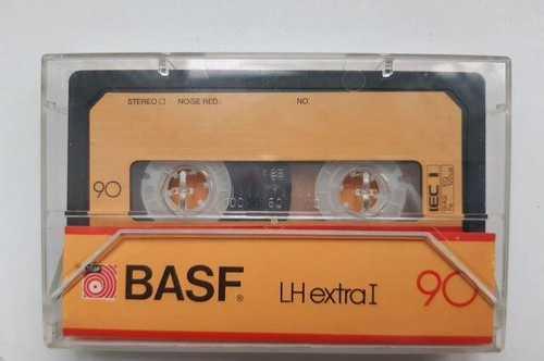 Аудио кассеты импортные разные