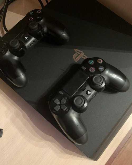 Продам Sony PS4 pro