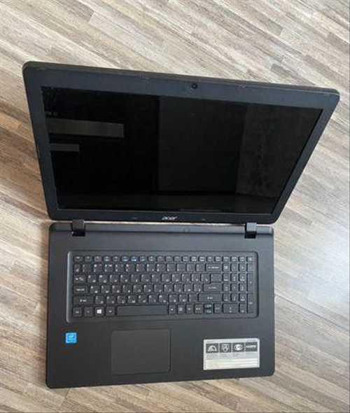 Acer Aspire ES1-732-P665