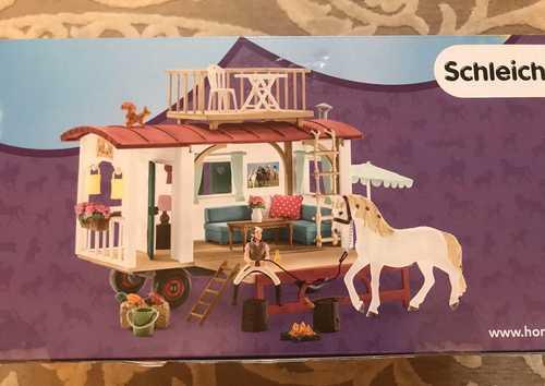 Новый набор Schleich кафе для наездников