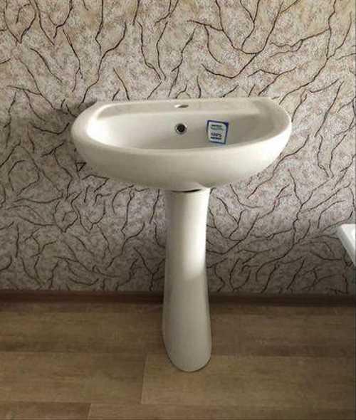 Раковина с пьедесталом новая