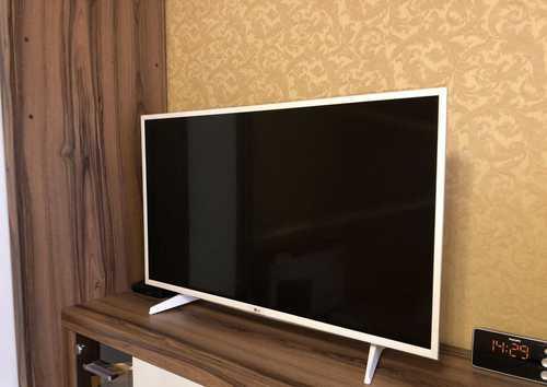 Белоснежный 4K Lg 49UH6507 Гигант 49" 126 См Smart