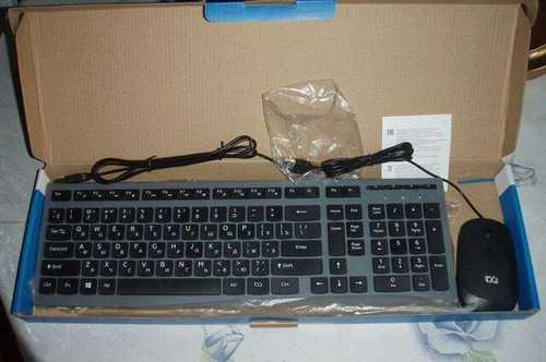 Клавиатура ноутбучного типа и мышь новые