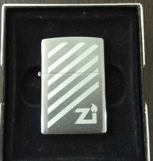 Зажигалка Zippo - Diagonal lines 2005