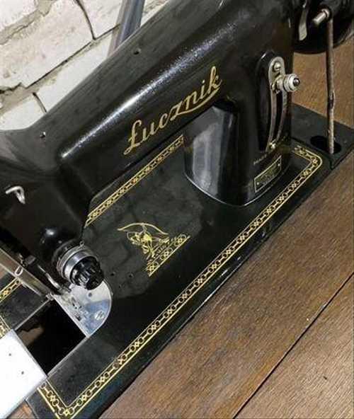 Швейная машинка Лучник