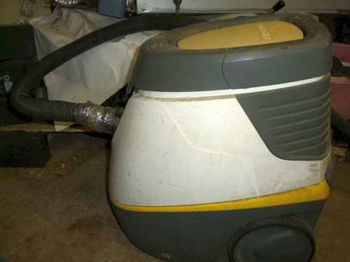 Пылесос Karcher DS 5600 с аквафильтром